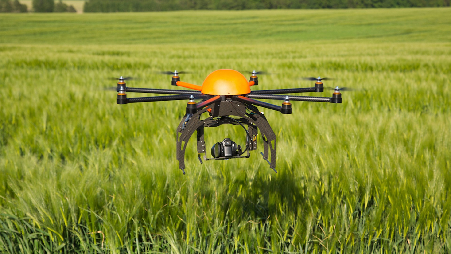 Coltivare con i droni rispetta l’ambiente e fa bene alla salute | LifeGate