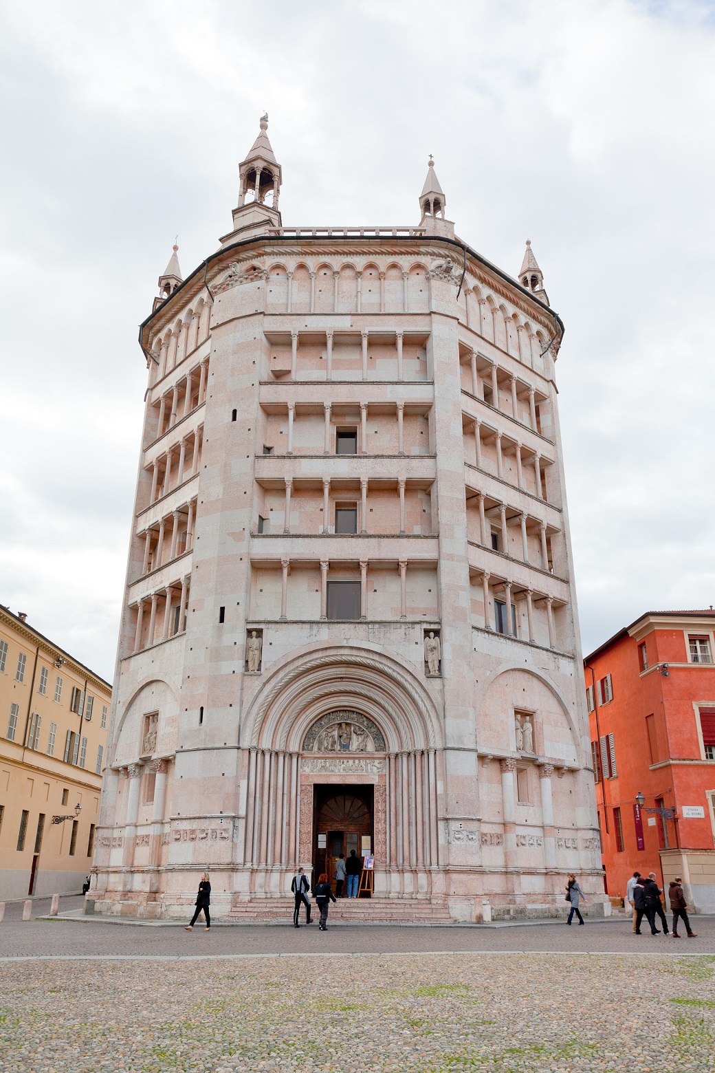 Battistero in Piazza del Duomo, Parma | LifeGate Battistero in Piazza del Duomo, Parma | LifeGate