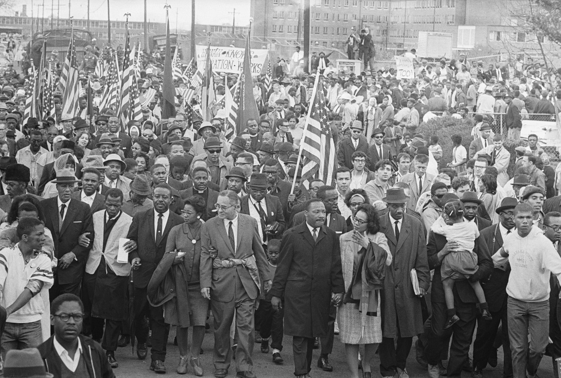 Martin Luther King, storia dell'uomo che sfidò la discriminazione ... Martin Luther King, storia dell'uomo che sfidò la discriminazione ...